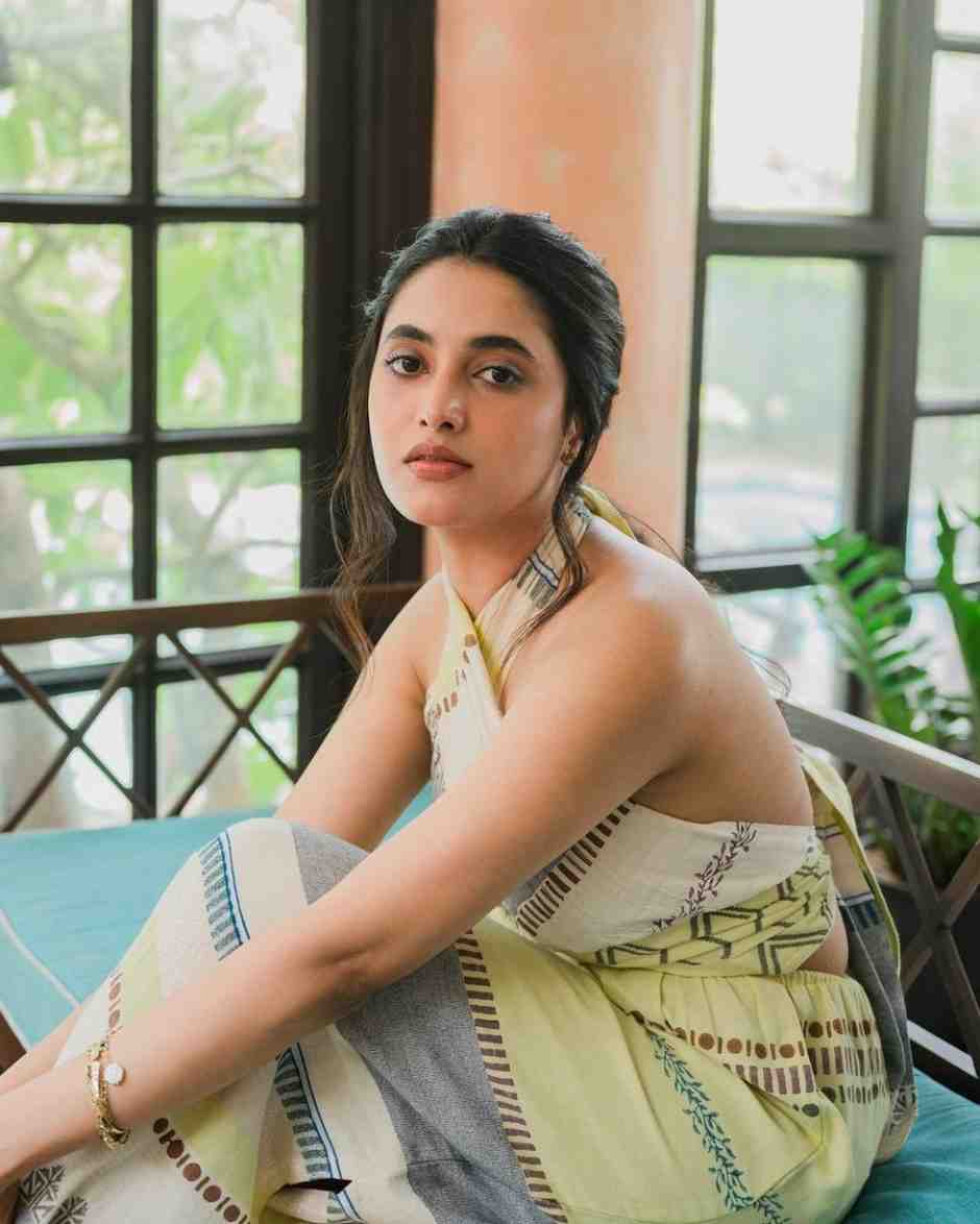 Priyanka Mohan Hot Photos: 20 Sexy And Bold Pictures You Should Check ...