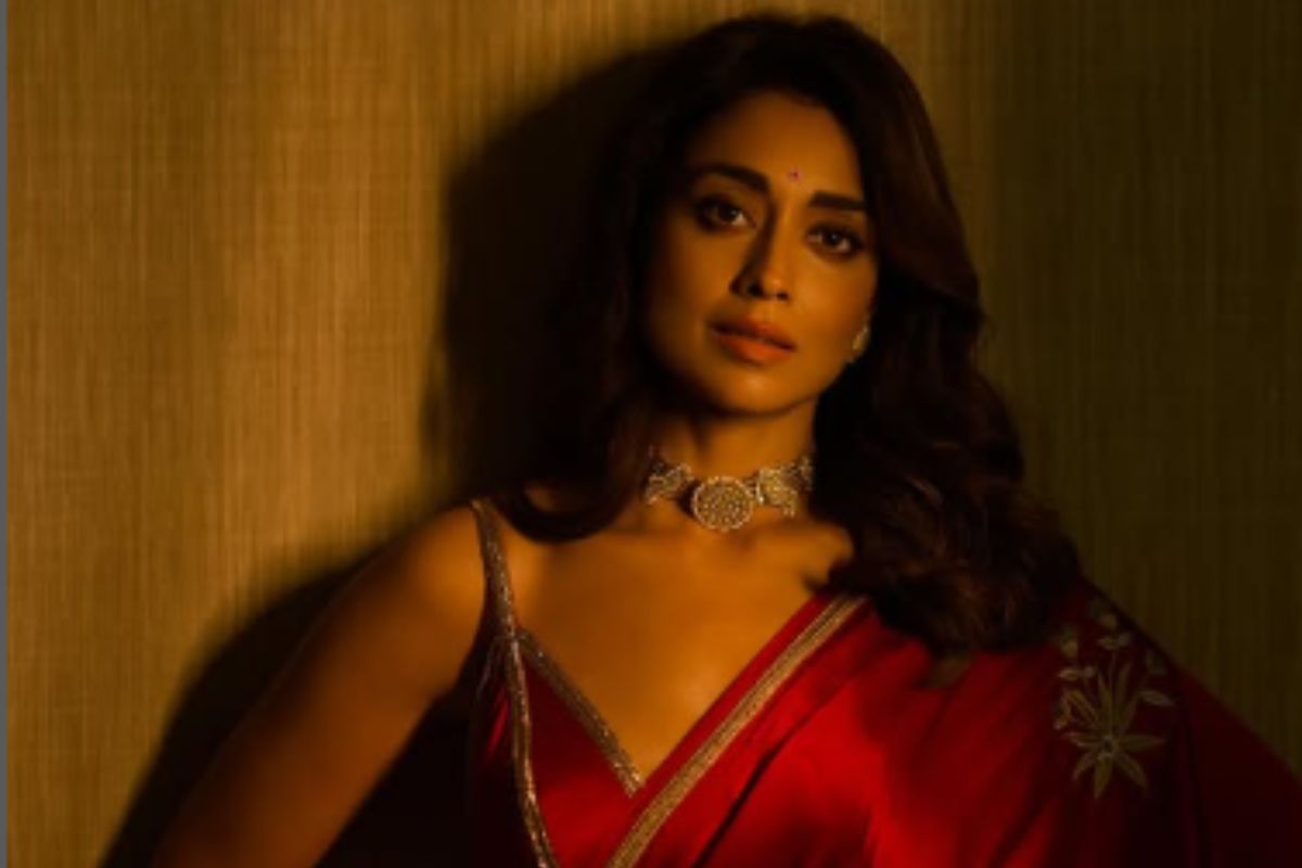 Hot & Bold Pics Of Shriya Saran You Can’t Miss [Updated]