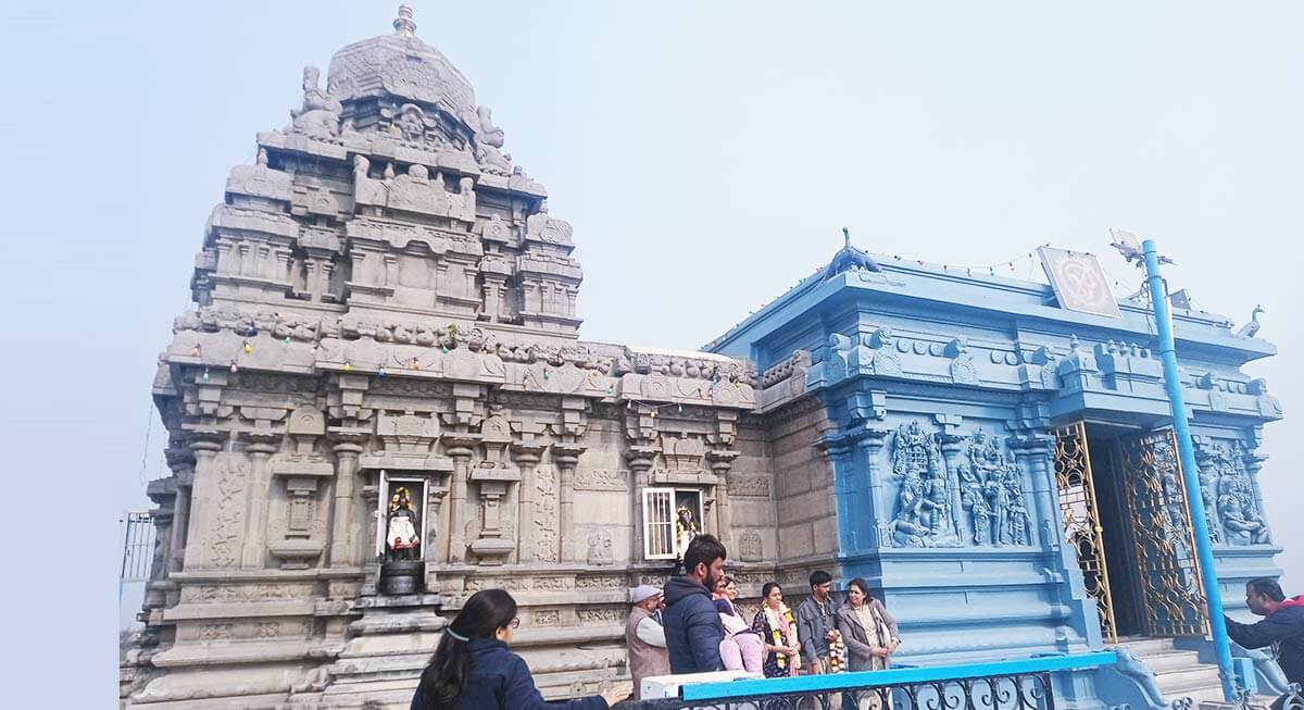 5 Most Famous South Indian Style Temples In Delhi You Must Visit Once